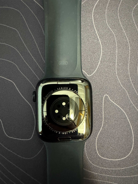 Apple Watch Series 8 45mm LL\\\\A (в идеальном состоянии)