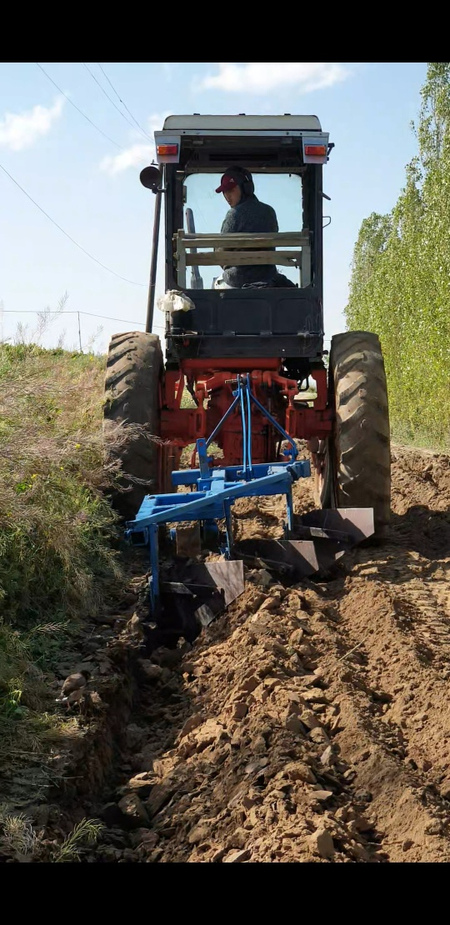 TRAKTOR T 28 Bartavoy