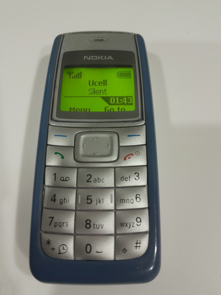 Assalom alekum telefon sotiladi Original hamma joyi uziniki Radnoy