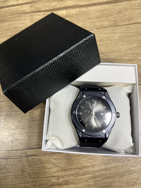 Erkaklar uchun soat HUBLOT