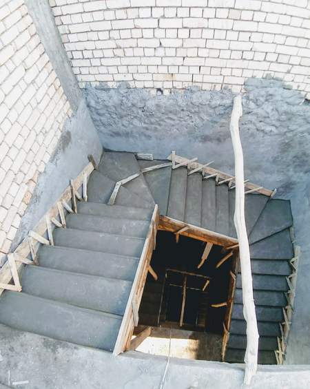 Beton zinapoyalar