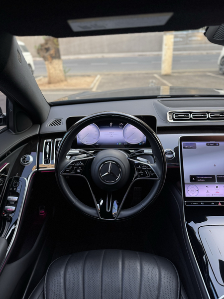 Mercedes Benz W223 S500 4 Matic