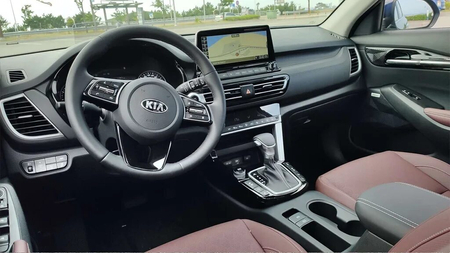 Umid avto-lizing kia seltos luxe