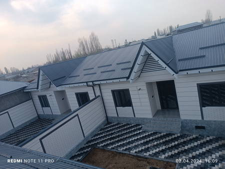 Продается участок  5 комнаты