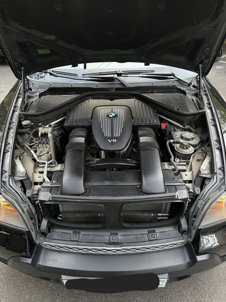 Bmw x5 e70 4.8i idel holatda
