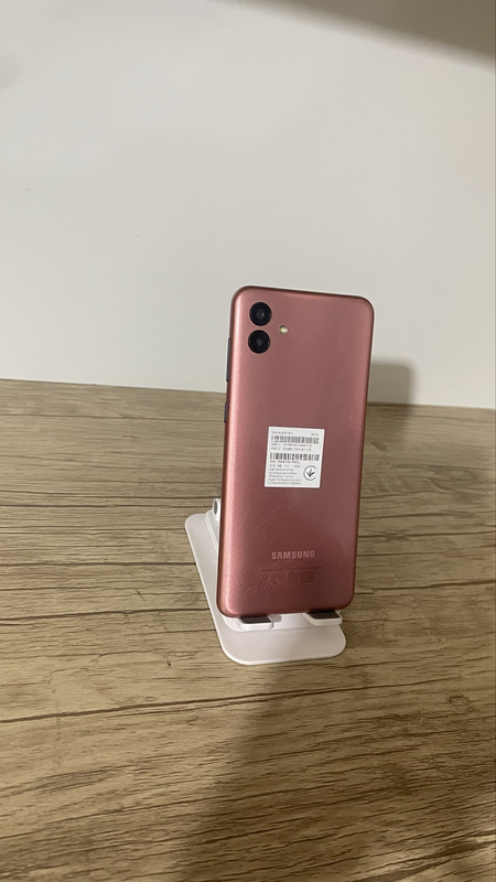Galaxy A04 sotiladi