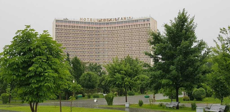 Профессионал Дарахт Кочириш Пересадка Деревьев Ландшафт Обрезка