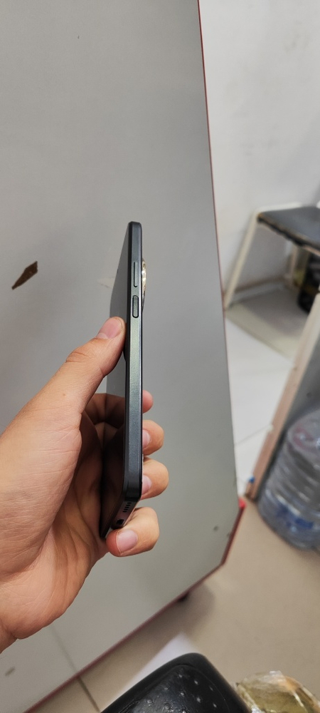 Huawei nova 12 i.  Yangidek kam ishlatilgan