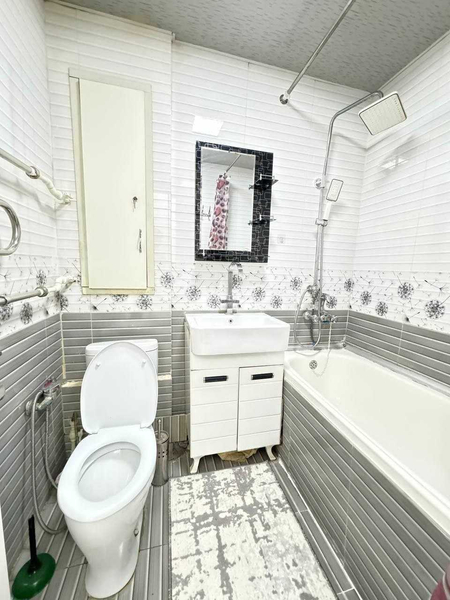 V4592 2/1/4 Чиланзар 1кв Ор.р: Голден Хоус 66 школа 52м2 Евро ремонт