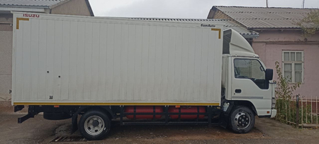 Isuzu NQR Sotiladi yili 2020