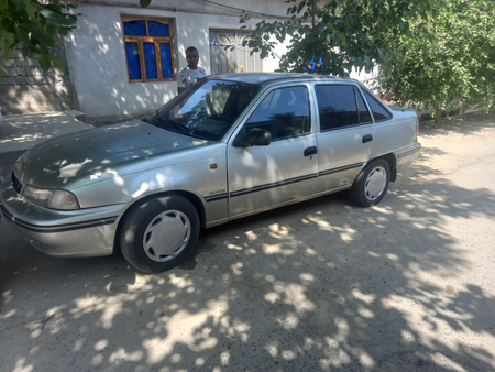 Нексия сотилади срочно