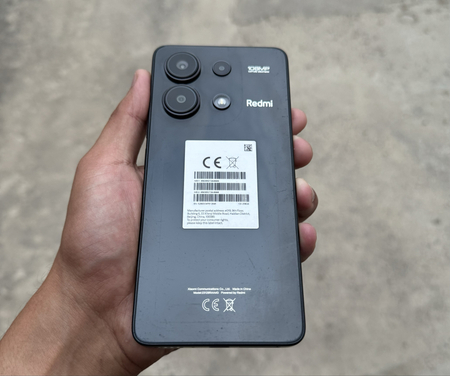 Redmi Not 13 8/256 gb srochno sotiladi