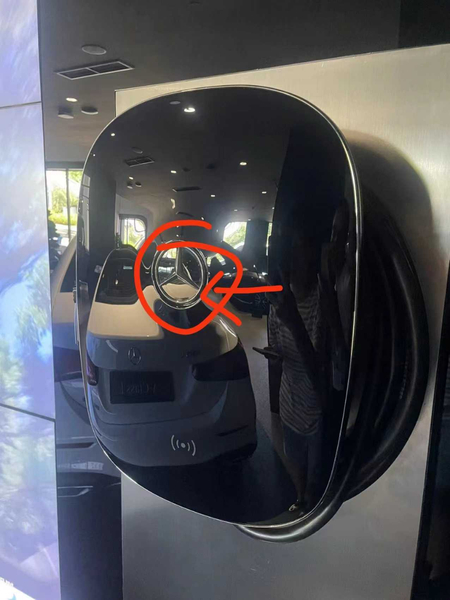 Mercedes EQE SUV 350