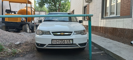 Nexia 2 ideal sotiladi