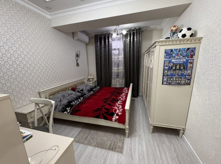 Срочно Юнусабад4. Новостройка. 3ком. Кирпичный. 100м2