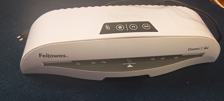 Laminator sotiladi