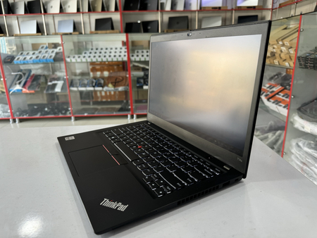 Ekrani sensorlik lenovo thinkpad core i5 keldi 16/512
