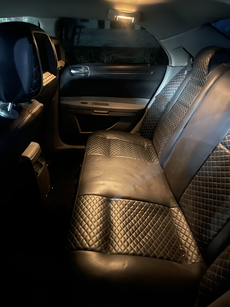 Chrysler 300c 2.7l