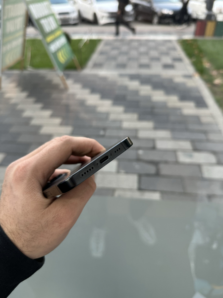 iPhone 16Pro 256GB Срочно!!
