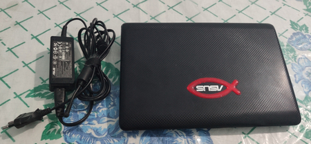 Asus Netbook, 160 gigabayt xotira, sostoyaniyasi yaxshi
