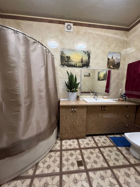 Продается Дом 4 сотки Рисовый  Магнит