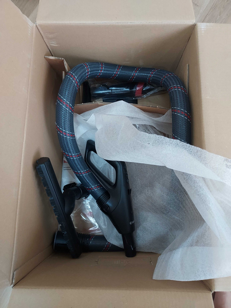 Пылесос Bosch BGL6PRO1