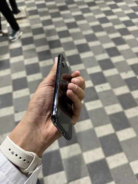 Iphone x 64 gb holati ideal