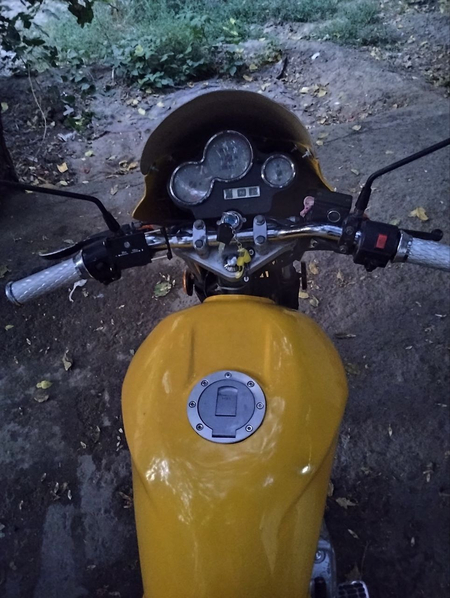 Mototsikl sotiladi