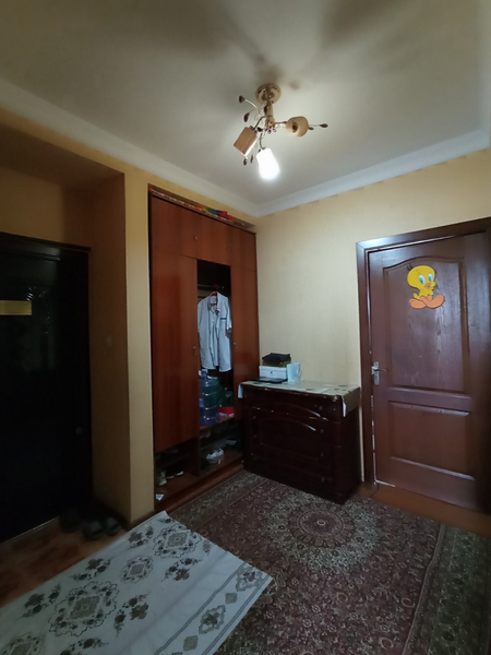 3- комнатная квартира , в отличном состоянии