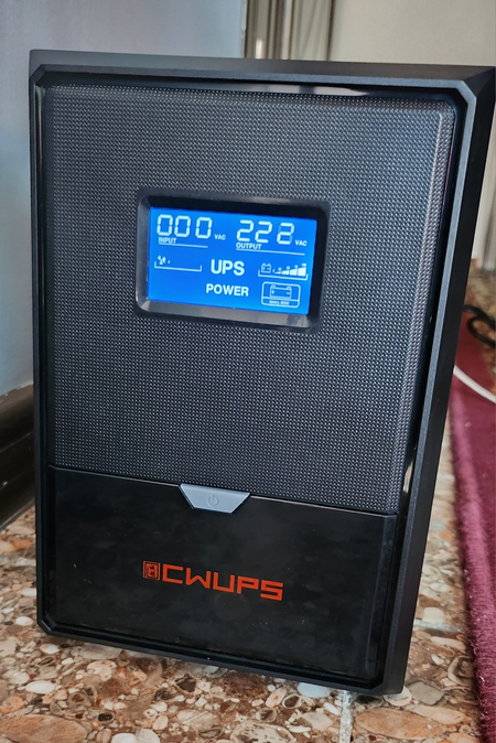 Продаётся новый CWUPS CW-3000 VA/1800W