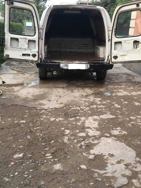 Форд эскорт  сотилади