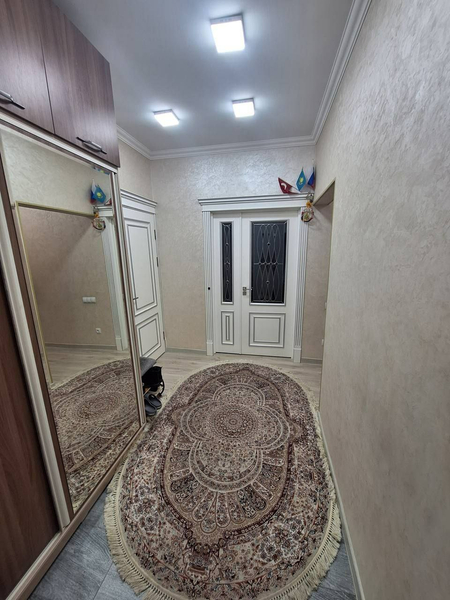 Продается квартира в Мирзо Улугбекском районе ориентир Ахмад Югнаки