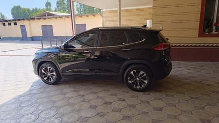 Chevrolet tracker 2