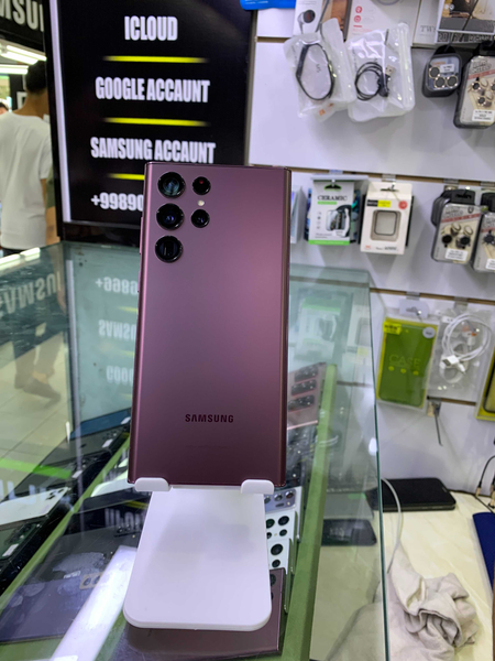 KREDIT! SAMSUNG S22ULTRA 12/256GB bosh tolov yoq!