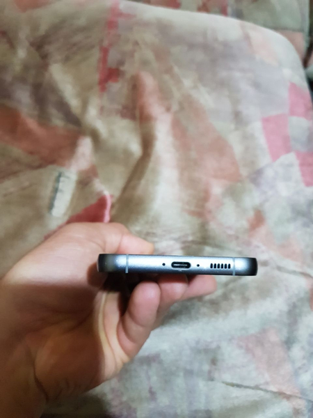 Продаю samsung s 23 fe