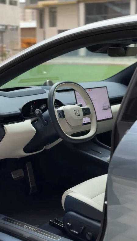 Zeekr 007 Smart AWD 100 kw battery FULL