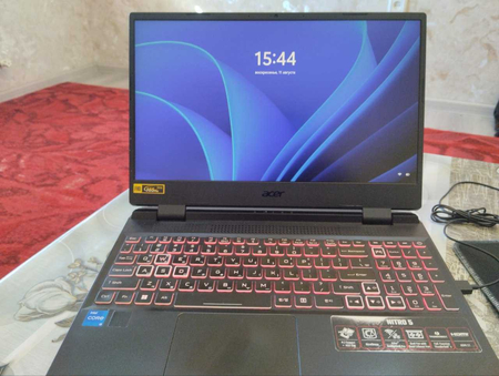 Acer Nitro 5 (СТРОЧНО ПРОДАЕТСЯ, нигде проблем не было)