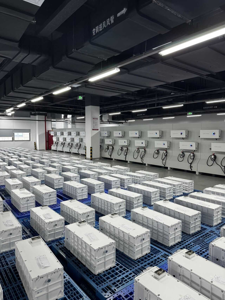 SIGENERGY inverter 5-25kW, SIGENERGY  battery 5-8kW IP66 DC, AC charge