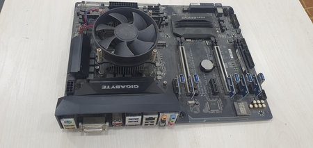 Материнская плата GIGABYTE GA-Z270X Ultra Gaming
