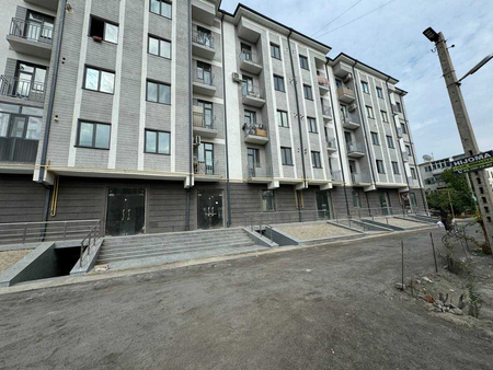 Продается коммерческое помещение в центре г. Бухара