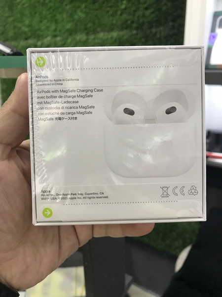 Air pods 3 Dubai yozuli  yengi