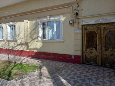 SROCHNA hovli sotiladi