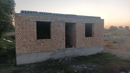Қурилиши тугалланмаган бино сотилади