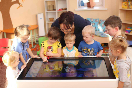 Children's interactive table UTSKids 43