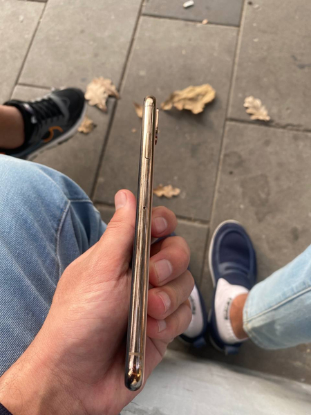Xs max gold 256 talik uslenni hamma joyi ishlidi