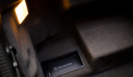 Mercedes-Benz S-class W140 S320