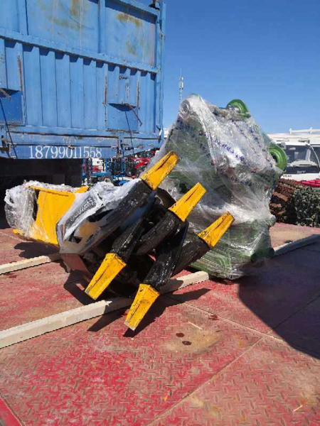 Eskavator FM WORLD W2 160W-9