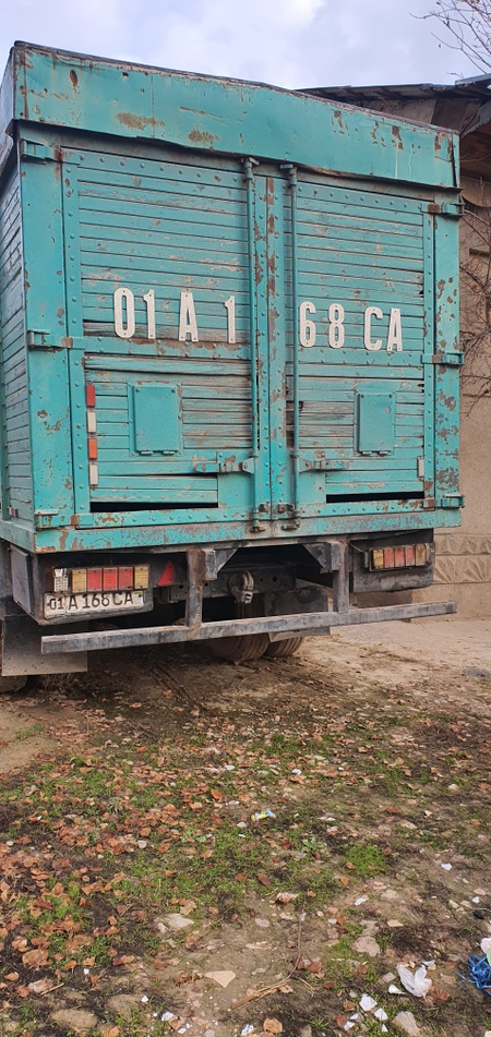 Зил сотилади 11.000