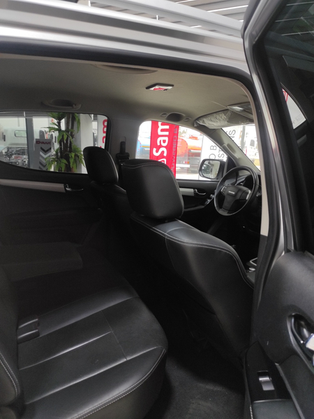 Isuzu D-Max Irbis
