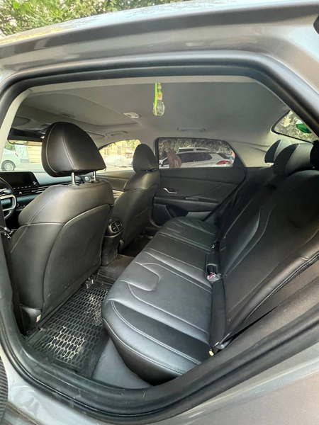 Hyundai elantra 2022   (2.0)  probeg 15000